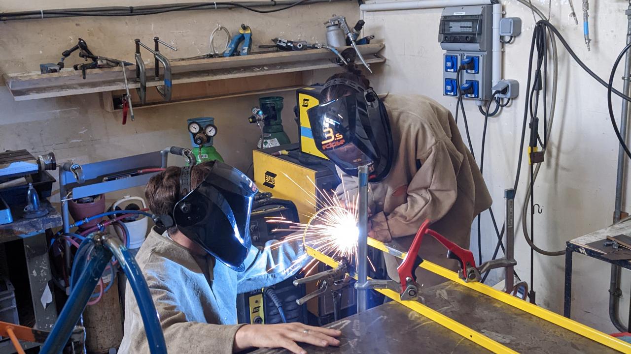Atelier soudure MIG | École supérieure d'art et de design TALM